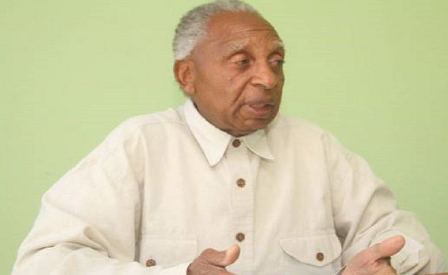 Zimbabwe Govt Declares National Hero Status For Late Catholic Priest ...