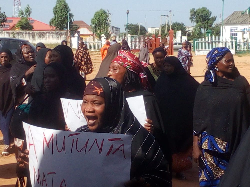 #Gombe2023: More Trouble For PDP As Women Leaders, Groups Protest At ...